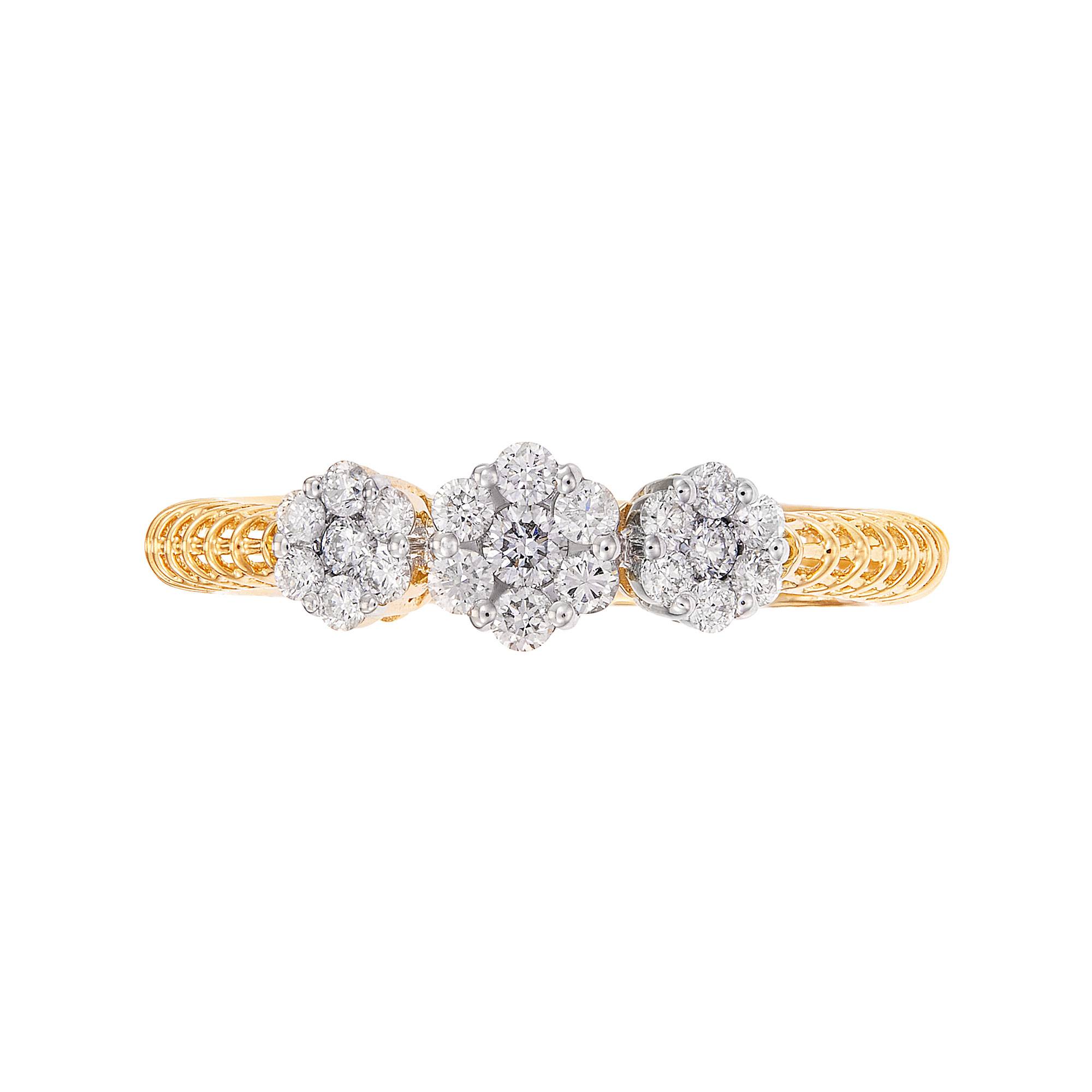 Trilogy Diamond Ring in 375/9K Gold 269490