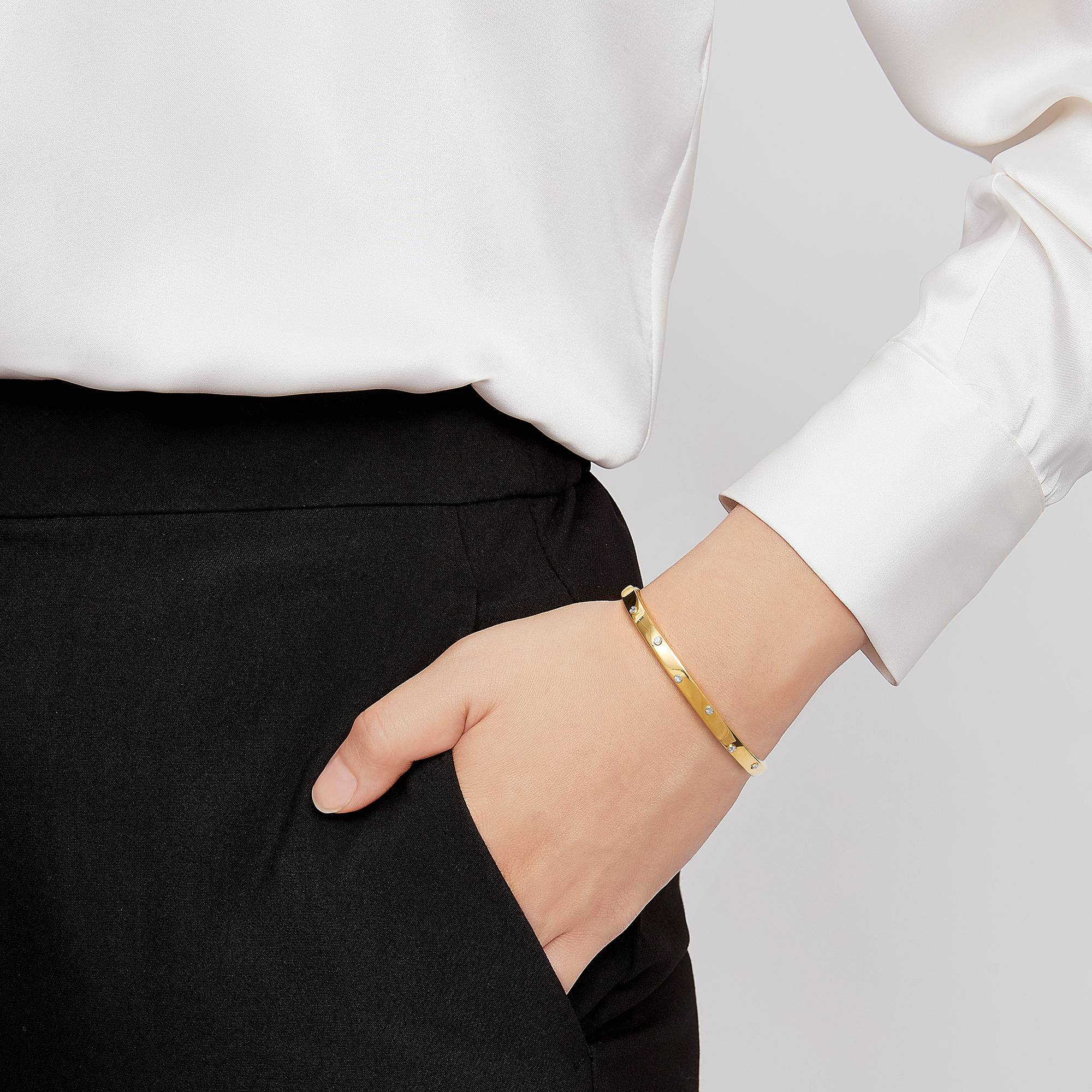 Oro Italia 916 Luna White and Yellow Gold Bangle GB85860720(5)-BI