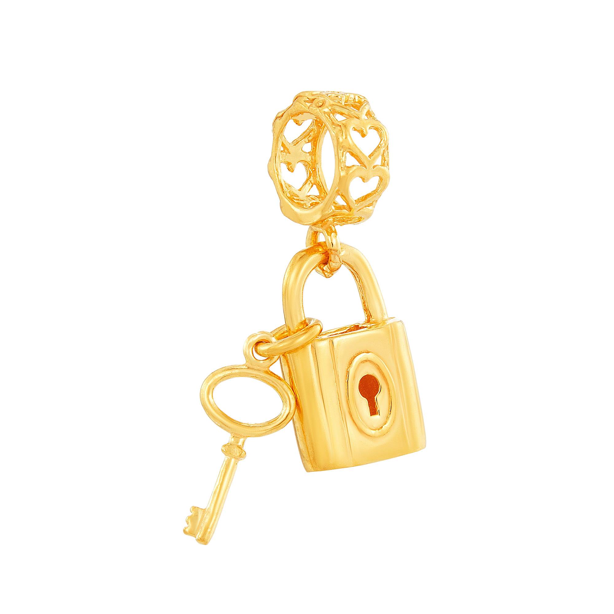 916 Yellow Gold Charm C1551222